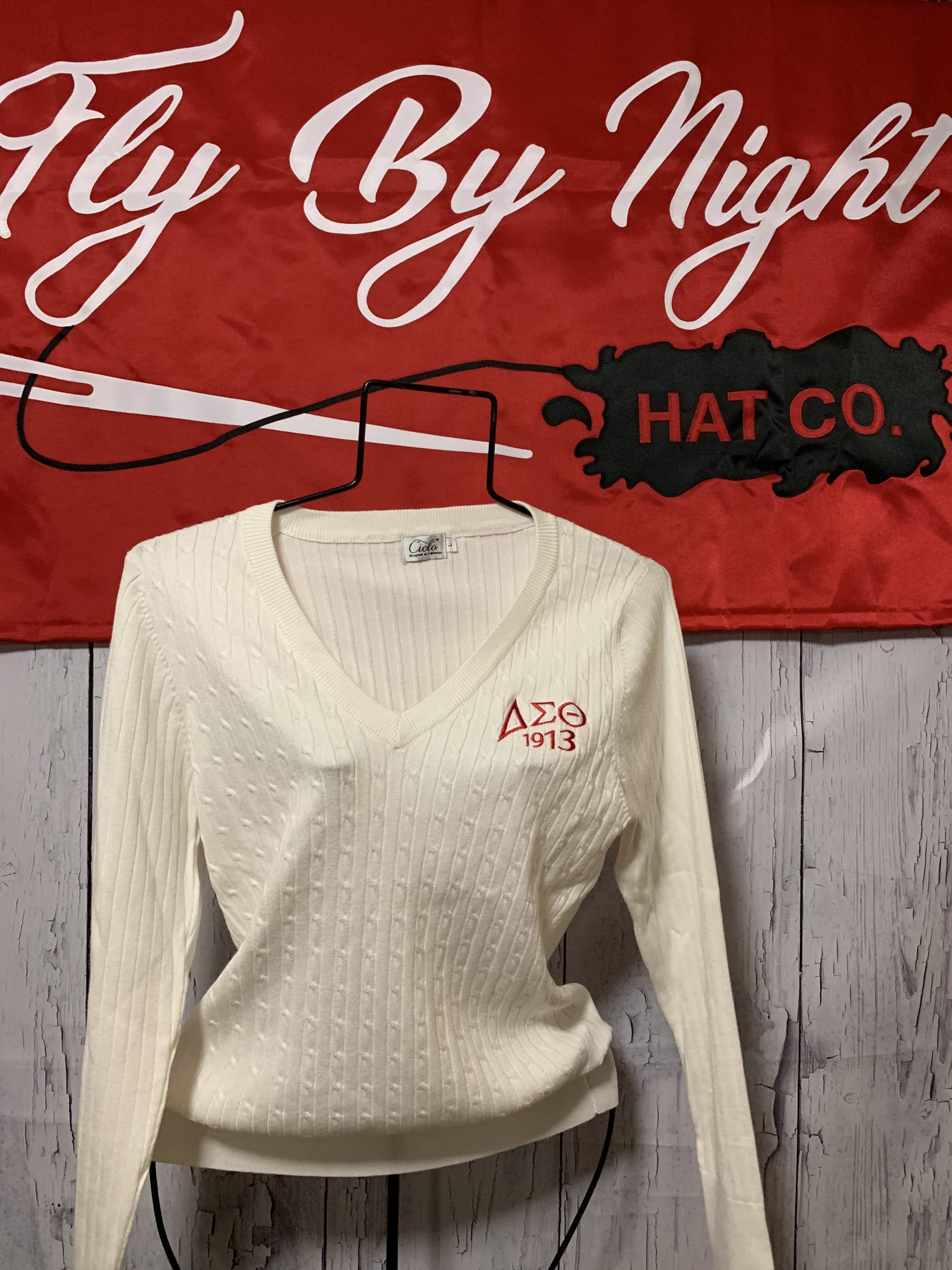 Delta Vneck soft cable knit – Xpress Yourself Sportswear